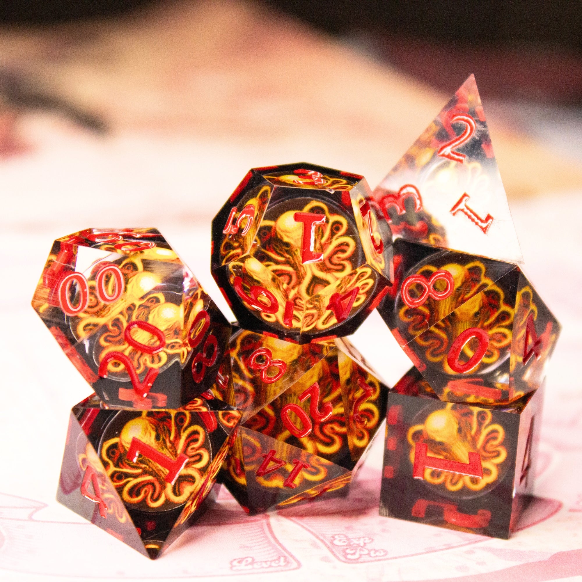 Little Worlds 7pc Resin Dice Set | King Cthulhu TTRPG Dice Set – 12 ...